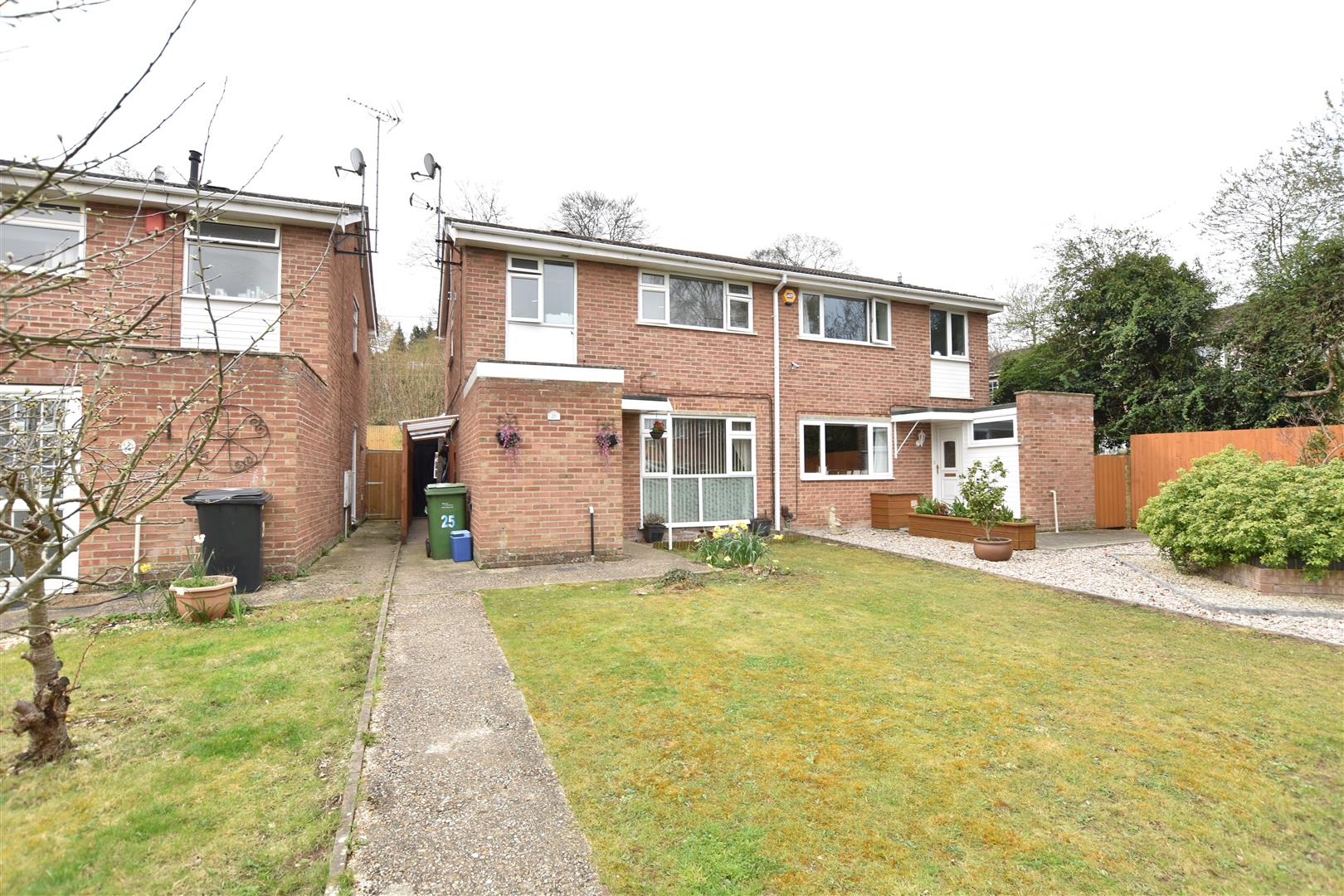 Primrose Close, Purley On Thames, Reading | Village Properties