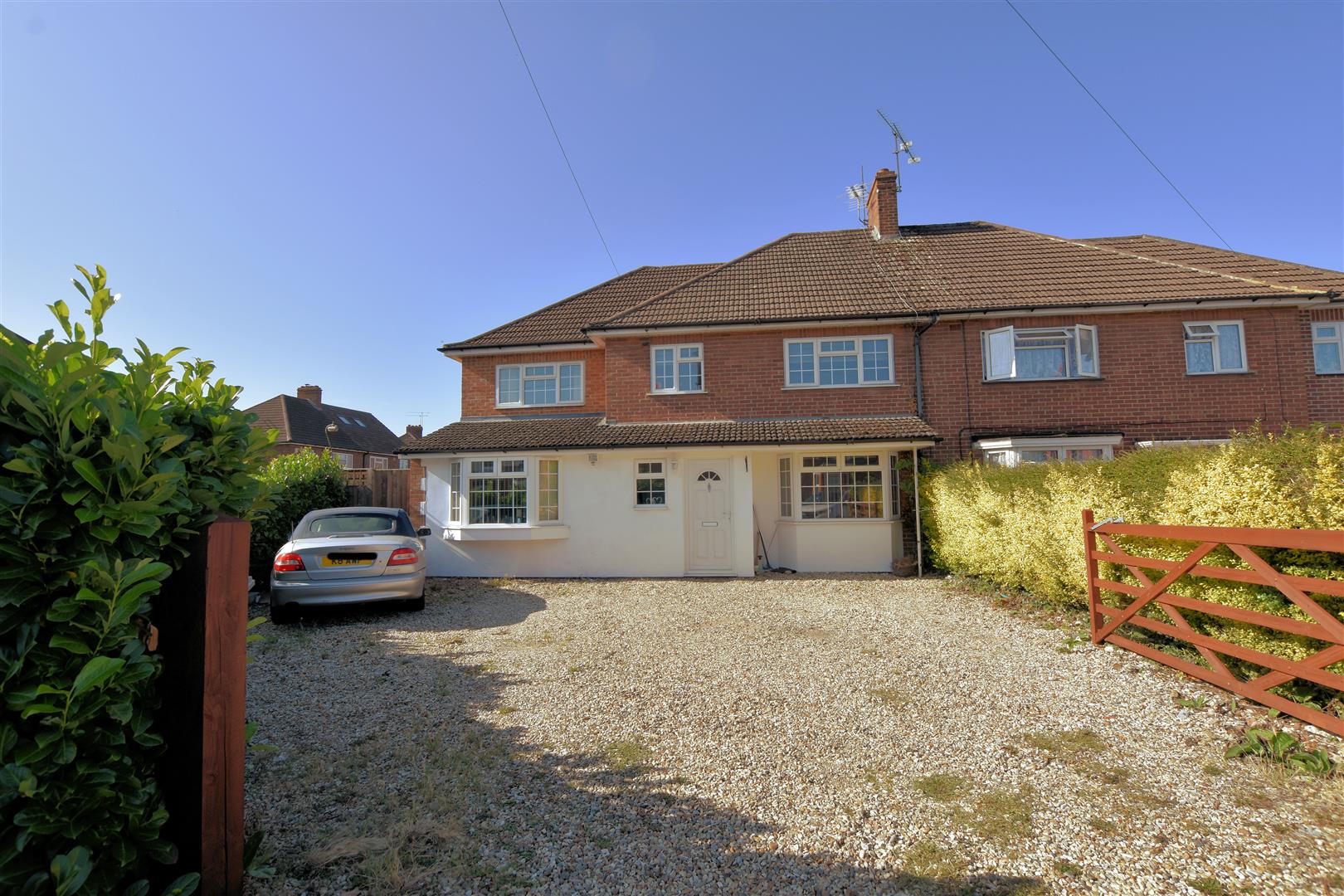 Crescent Road, Tilehurst, Reading | Village Properties