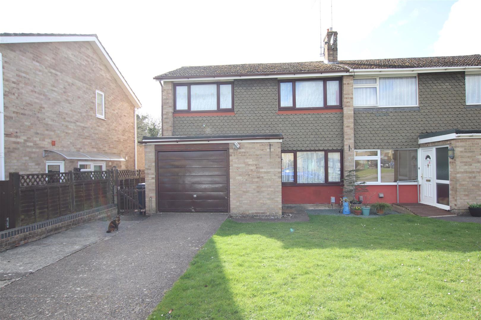 Circuit Lane, Reading | Village Properties