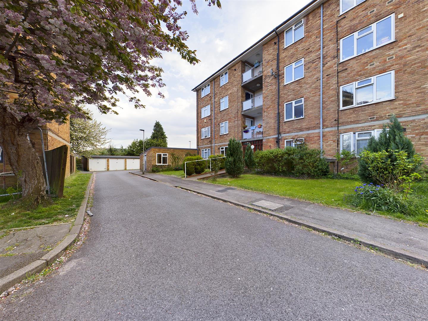 Dwyer Road, Reading | Village Properties