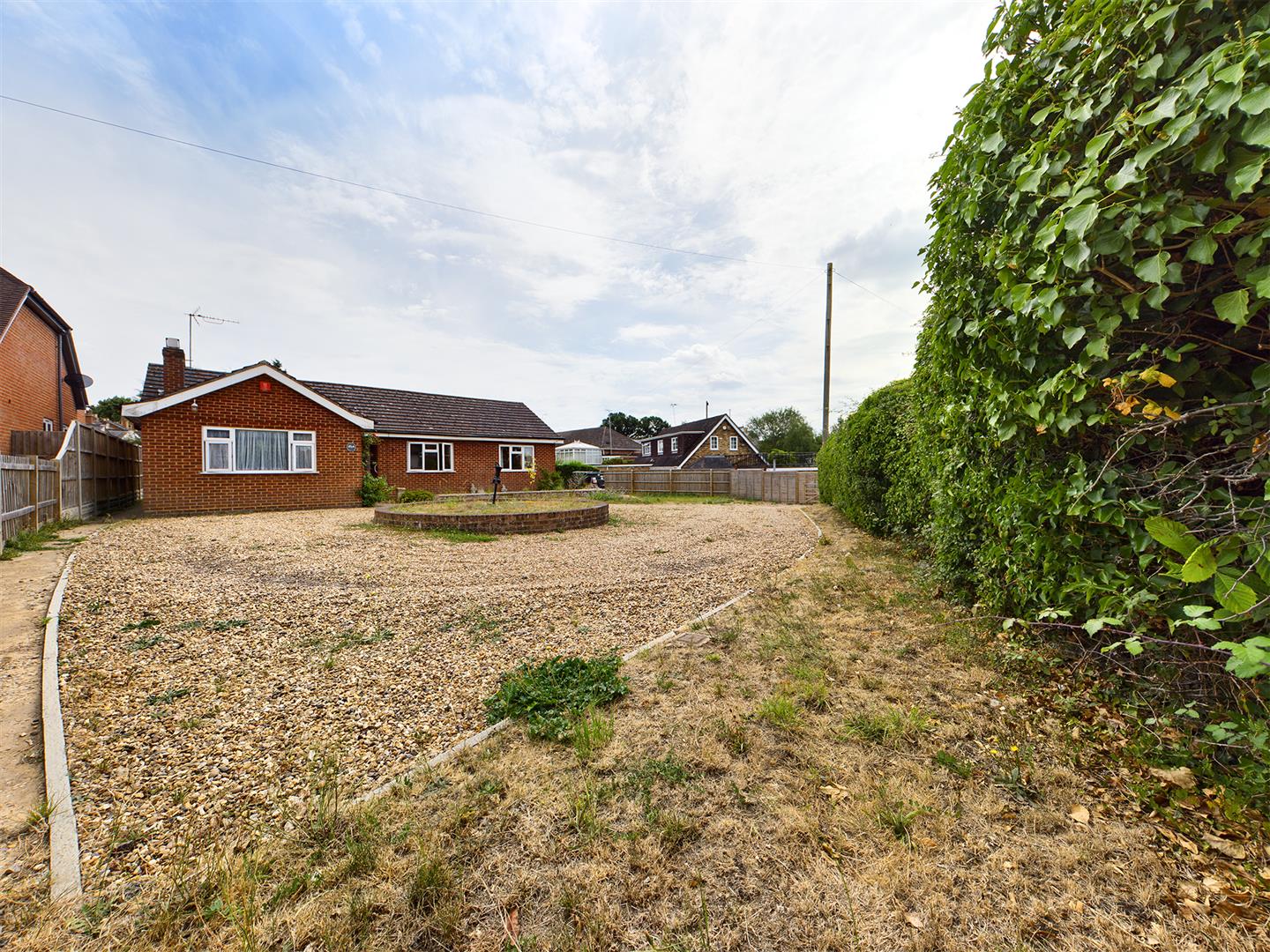 Chapel Hill, Tilehurst, Reading | Village Properties