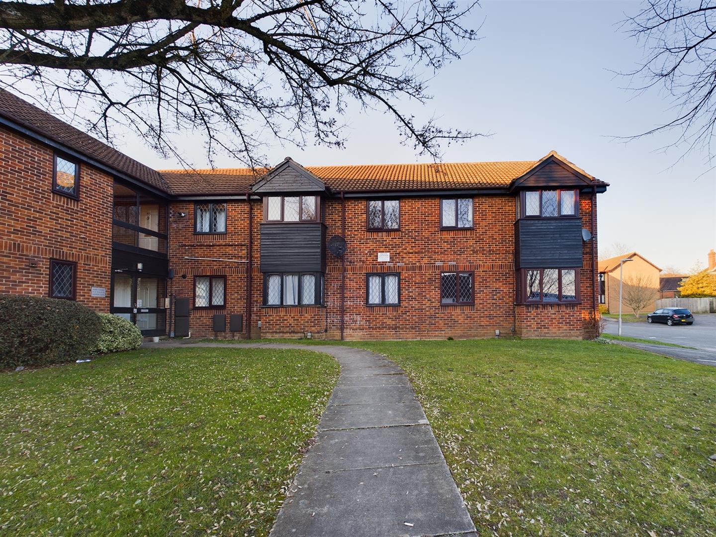 Ashmere Close, Calcot, Reading | Village Properties