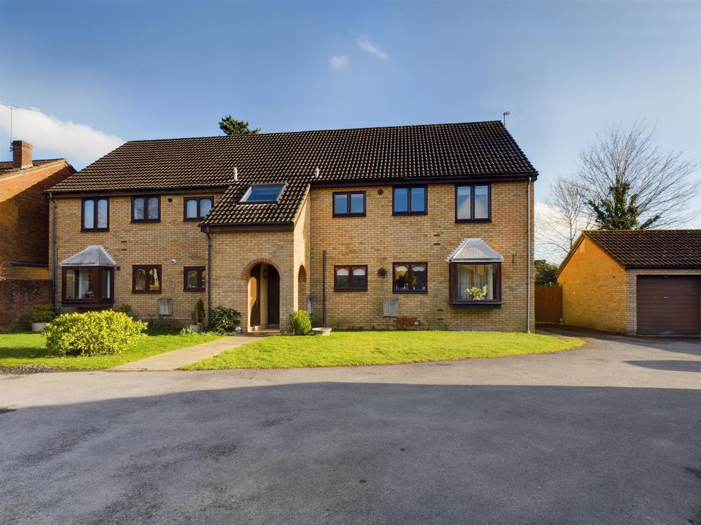 The Chase, Calcot, Reading | Village Properties