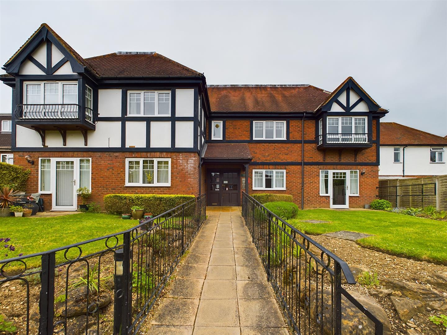 Park Lane, Tilehurst, Reading | Village Properties