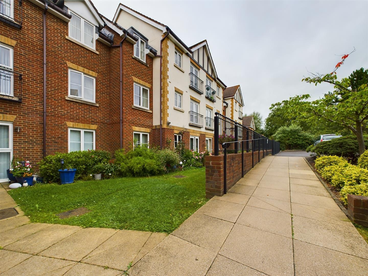 Calcot Priory, Bath Road, Calcot, Reading | Village Properties