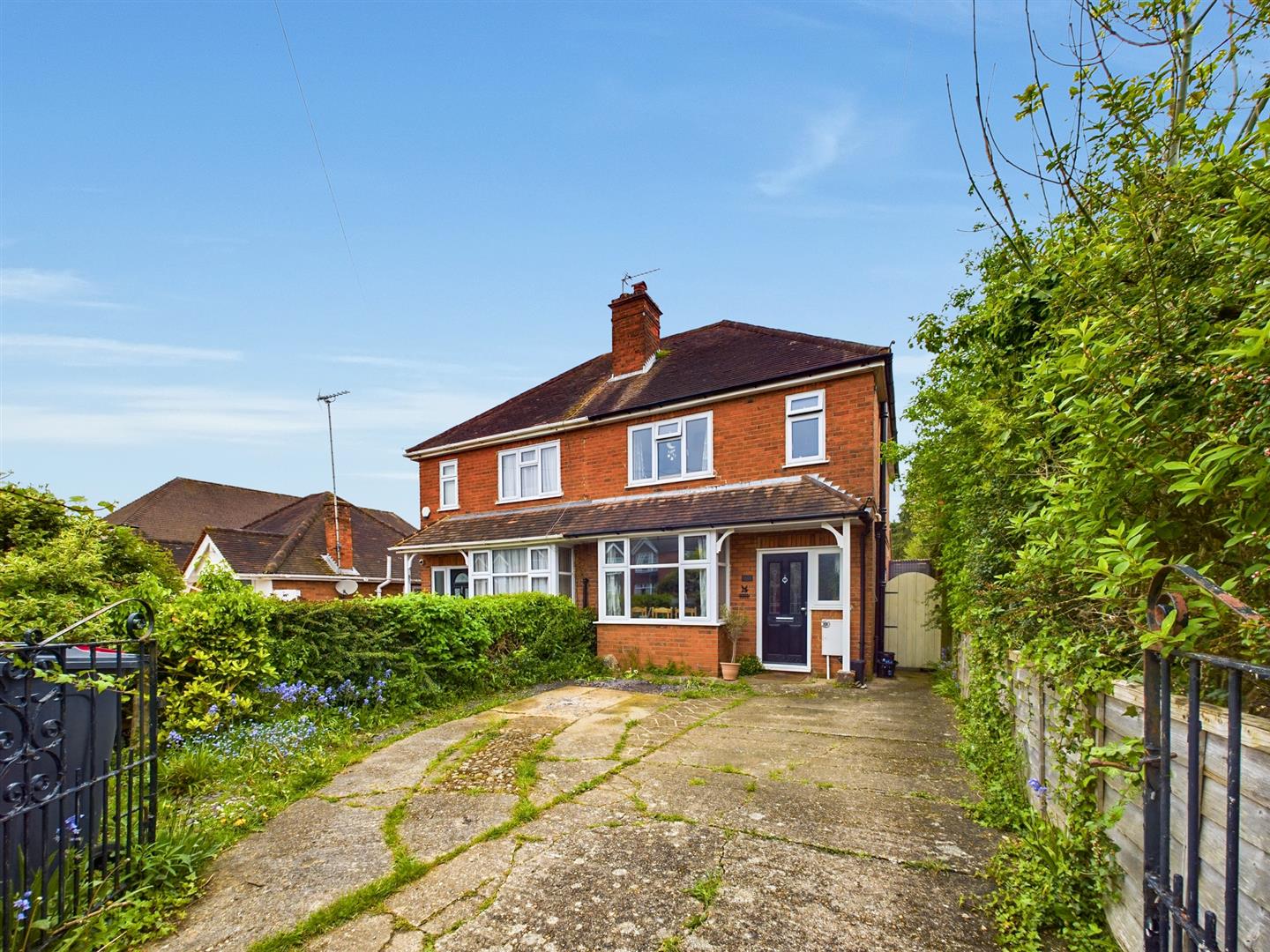 City Road, Tilehurst, Reading | Village Properties