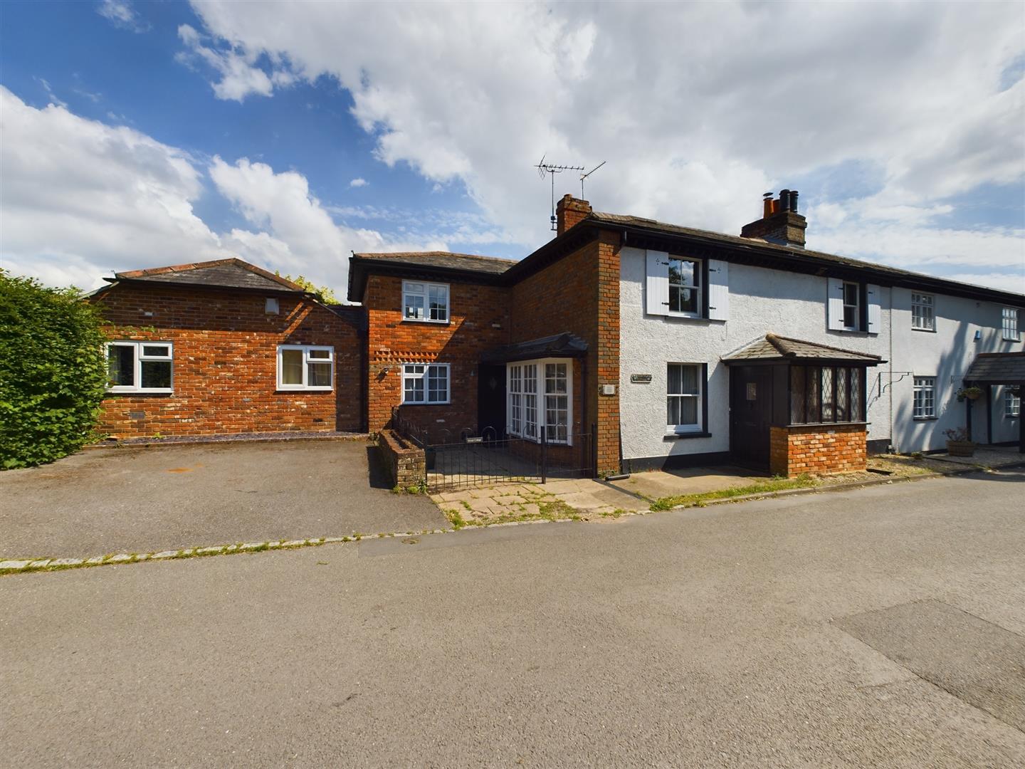 Mill Lane, Calcot, Reading | Village Properties