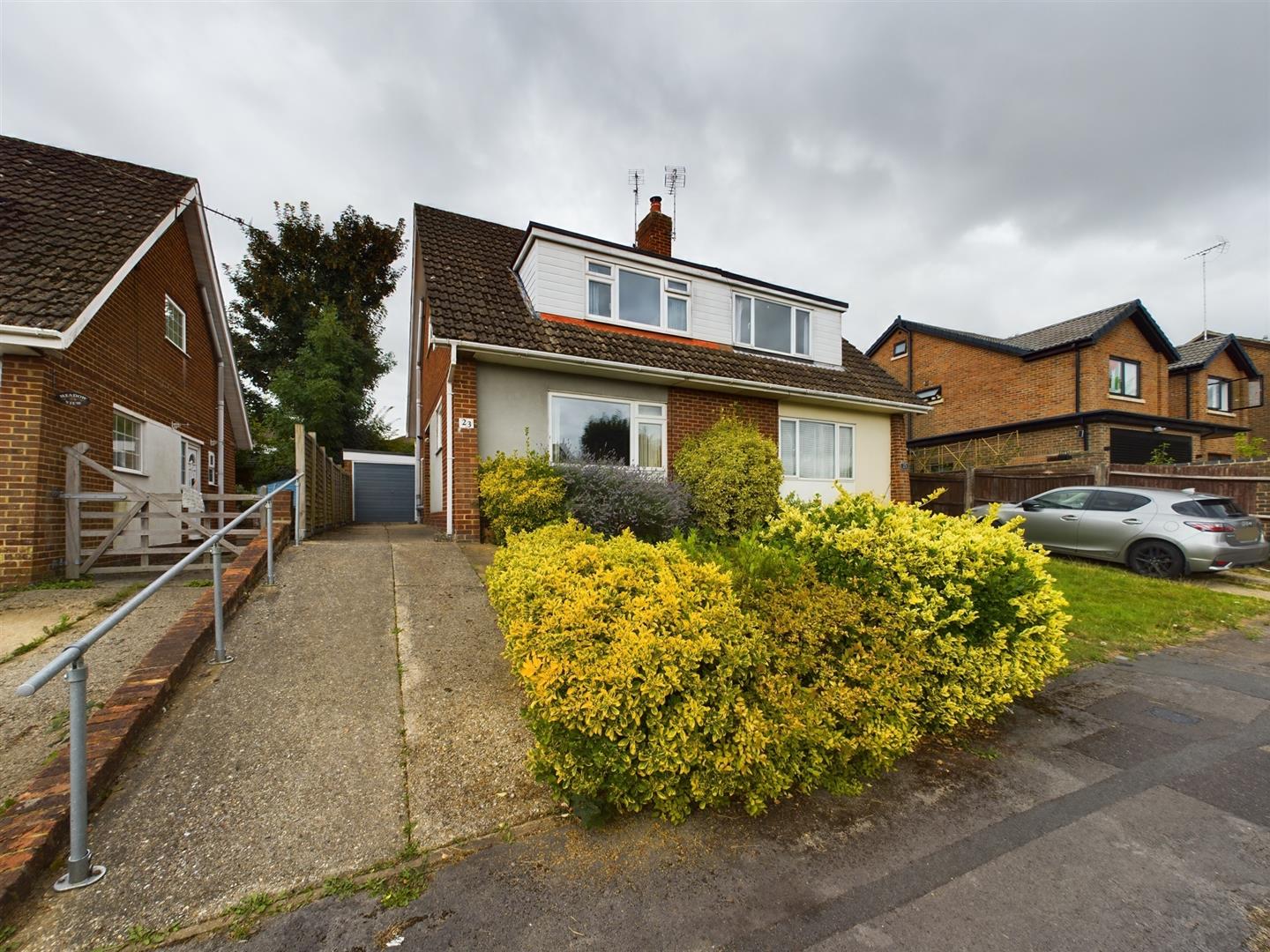 Oregon Avenue, Tilehurst | Village Properties