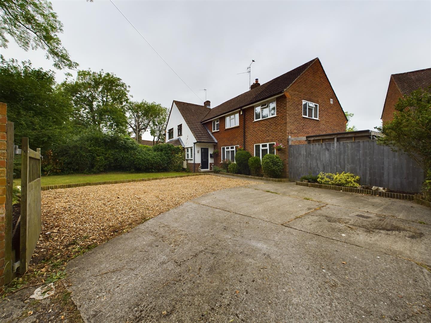 Oak Tree Road, Tilehurst, Reading | Village Properties